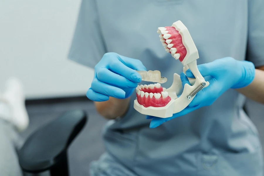 Gum Contouring Recovery: What to Expect After Surgery